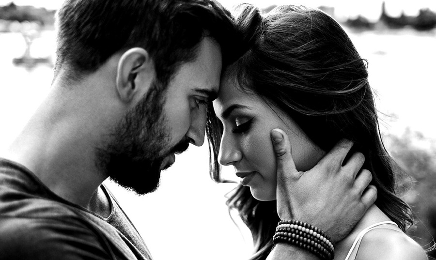 12 obiceiuri pe care le au oamenii ce formează cele mai fericite cupluri