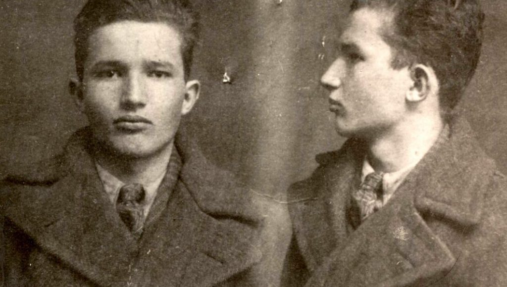 Cum arata Nicolae Ceausescu in timpul adolescentei